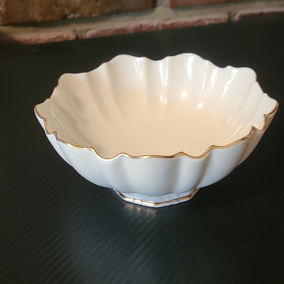 Lenox | Dining | Lenox Cream And Gold Serveware Bowl | Poshmark